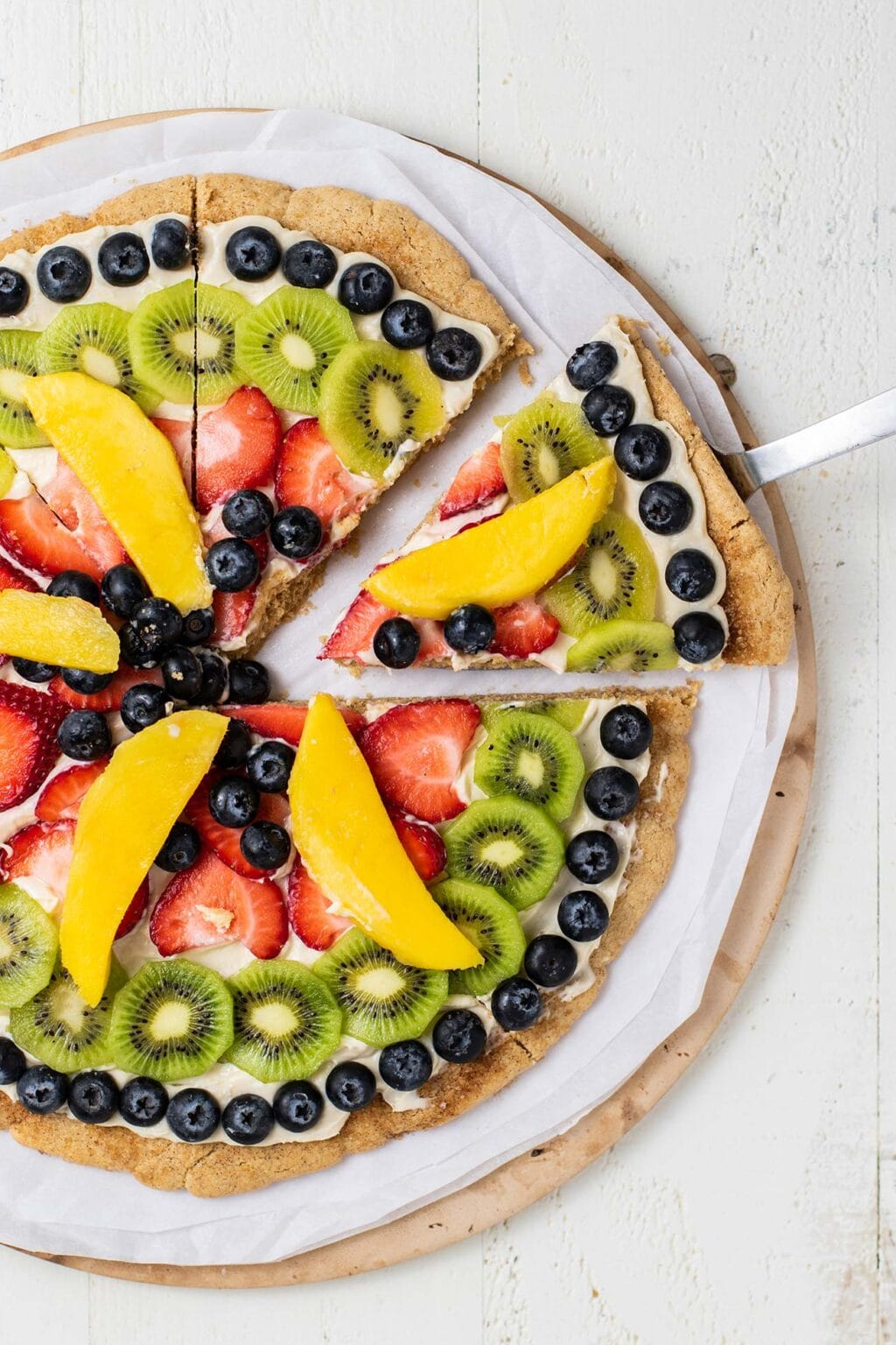 Fruit Pizza on a Cookie Crust - Sunkissed Kitchen
