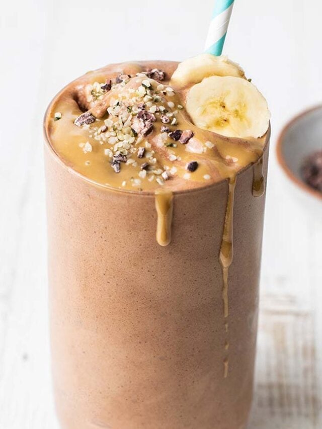 Healthy Chocolate Banana Smoothie - Sunkissed Kitchen