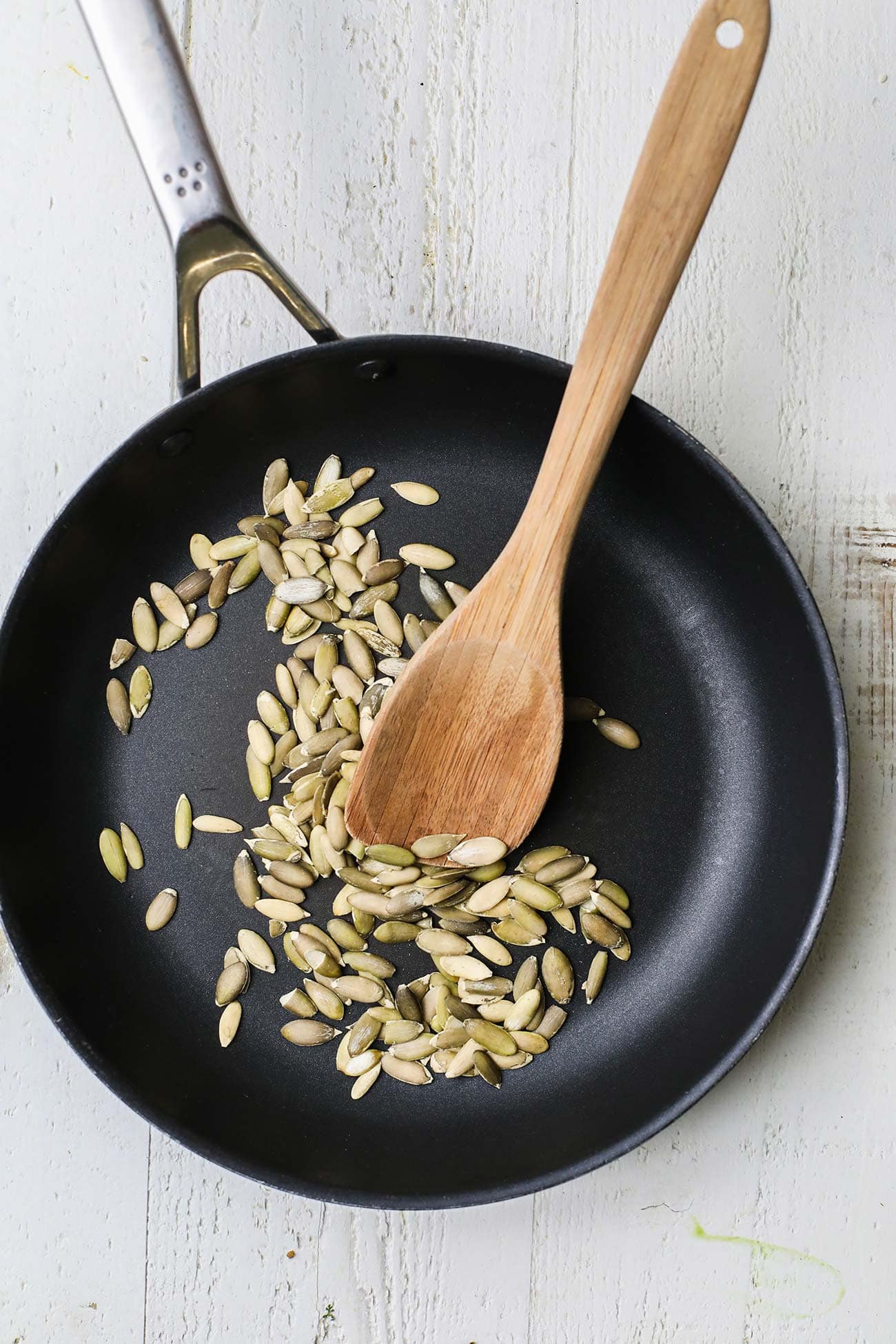Pipián Verde (Pumpkin Seed Green Mole) - Sunkissed Kitchen