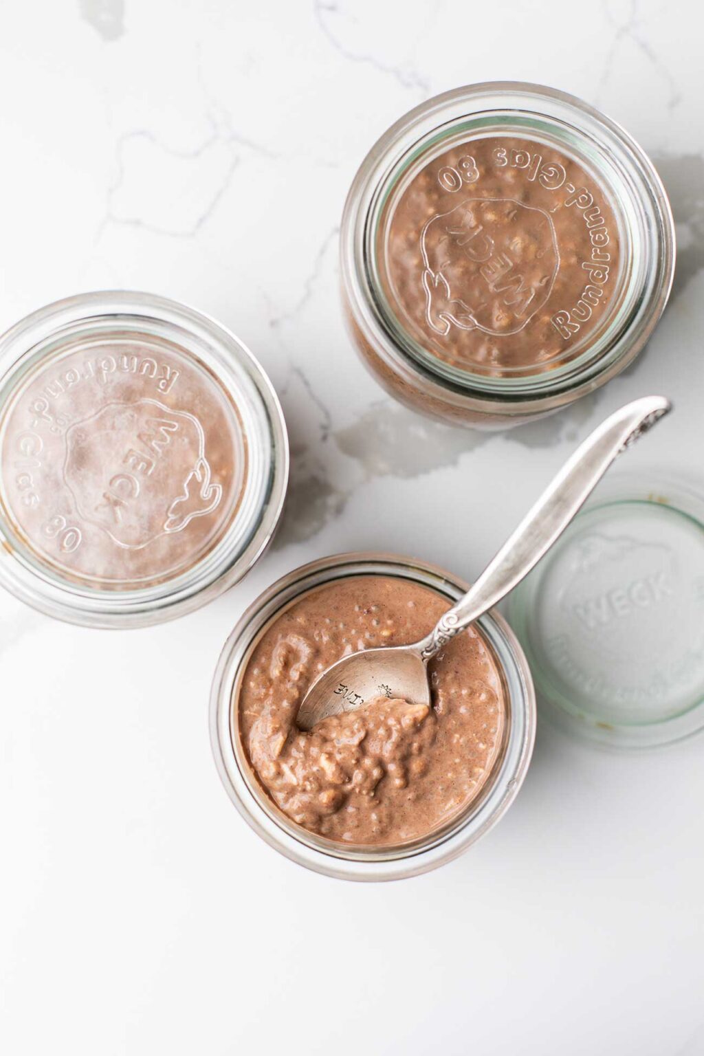 High Protein Chocolate Overnight Oats - Meal Prep Breakfast