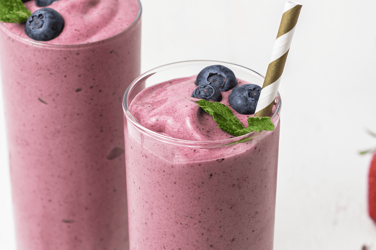 Tropical Superfood Açai Smoothie (with frozen Acai packs!) - How to ...