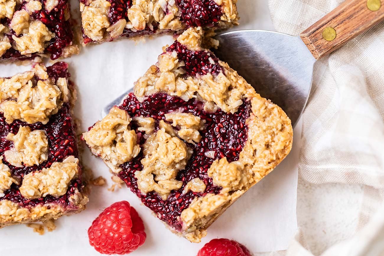 Raspberry Bars with Oatmeal Crumble Topping (Gluten Free) - Sunkissed ...