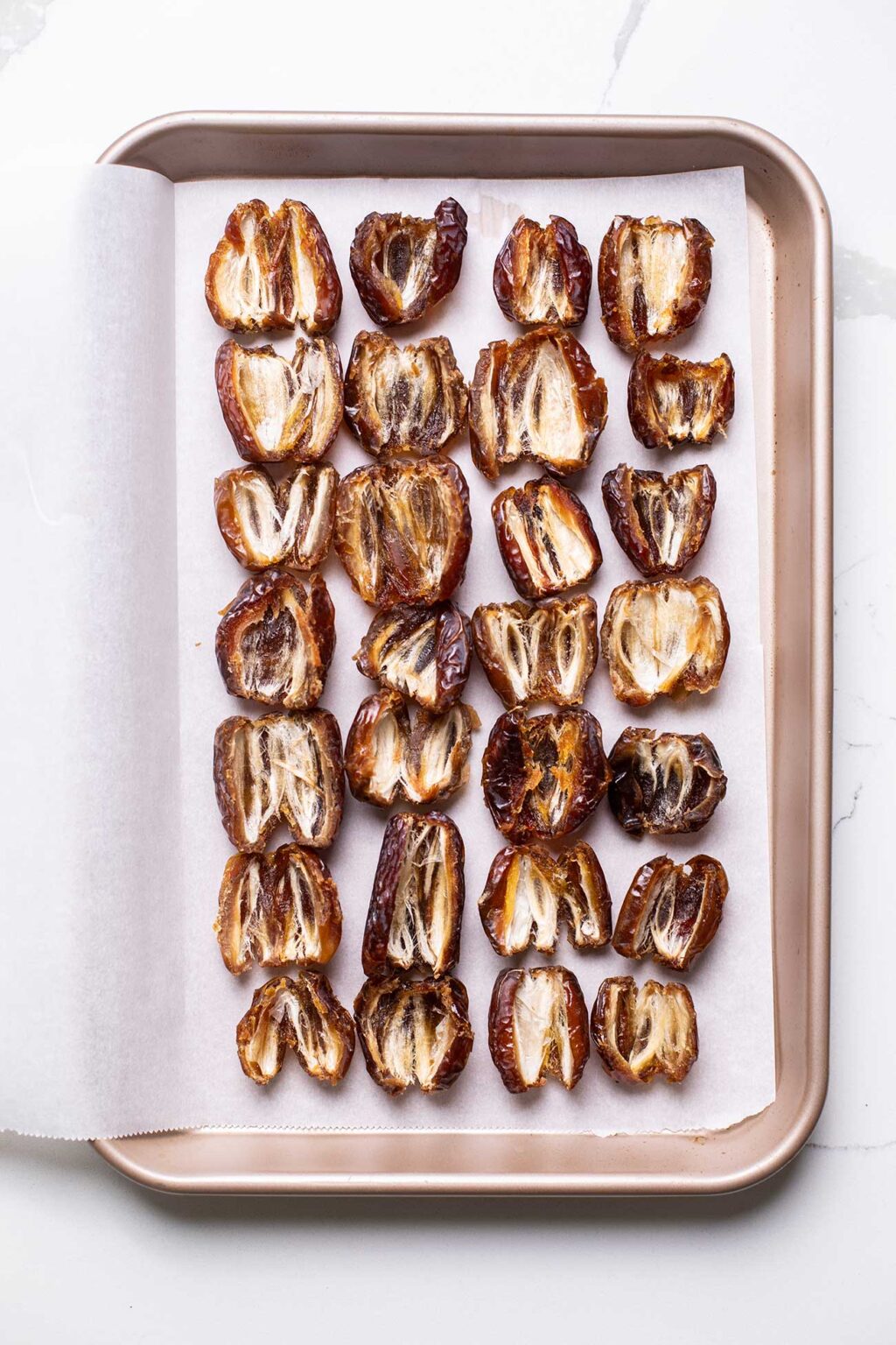 Date Bark Recipe (with Dark Chocolate & Nuts!) - Sunkissed Kitchen